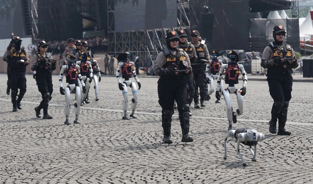 30 Robot Milik Polri Ramaikan HUT Bhayangkara, Ada yang Harganya Nyaris ...